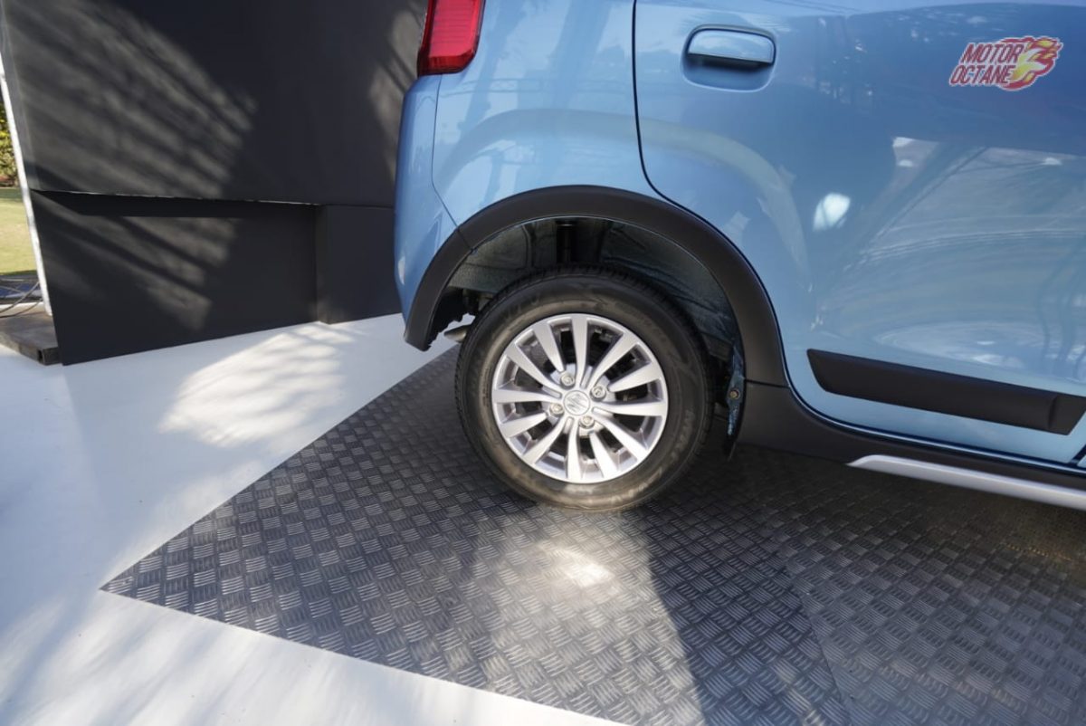 Maruti Suzuki Wagon R 2019 accessorized include 3 themes » MotorOctane