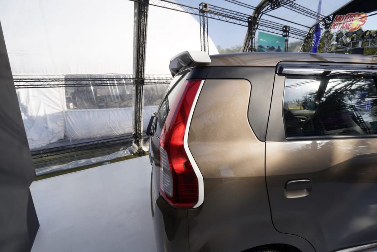 Maruti Suzuki Wagon R 2019 accessorized include 3 themes » MotorOctane