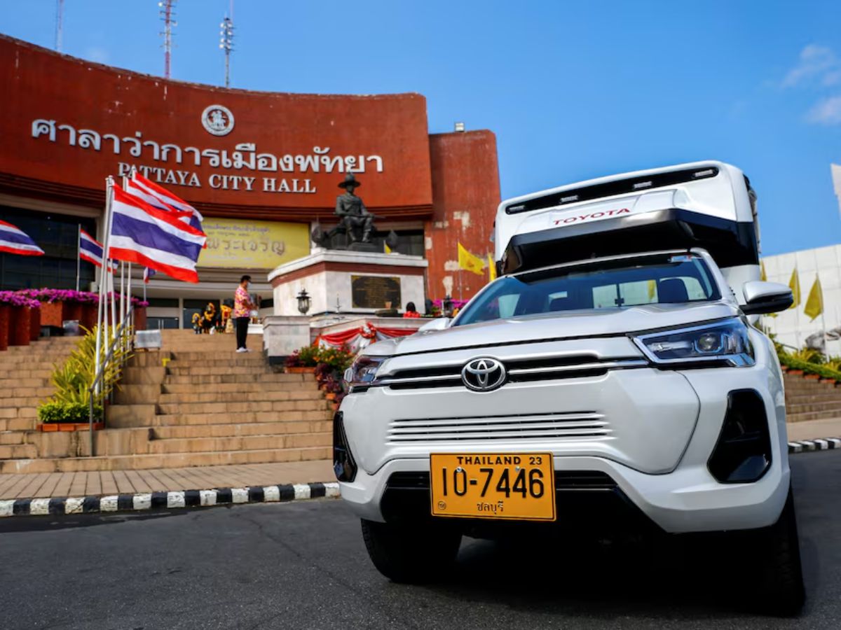 Toyota Hints Big Plans For The New Fortuner » MotorOctane