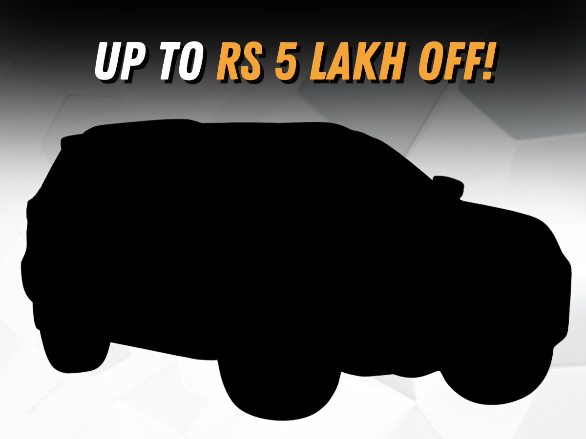 Rs 5 Lakh Discount On Rs 30 Lakh Toyota SUV! » MotorOctane