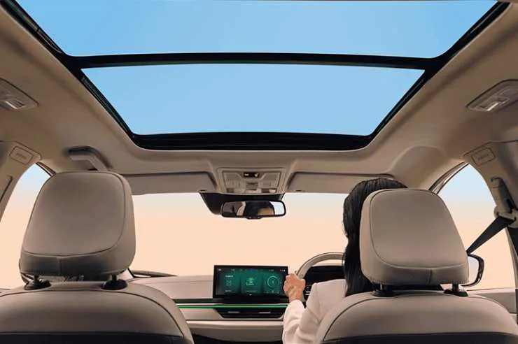 3 SUVs With Panoramic Sunroof Under Rs 15 Lakh! » MotorOctane