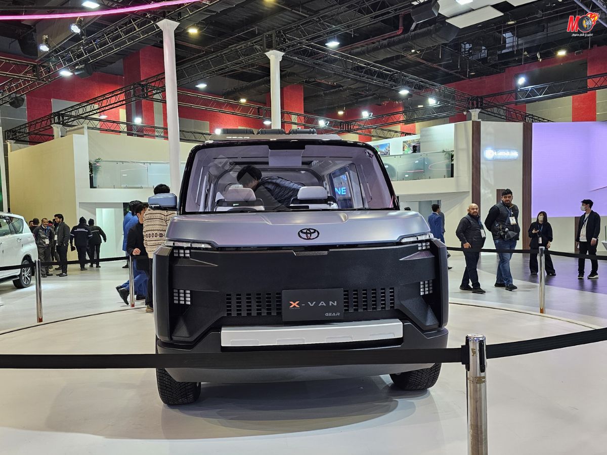 New Toyota MPV Unveiled At Auto Expo! » MotorOctane