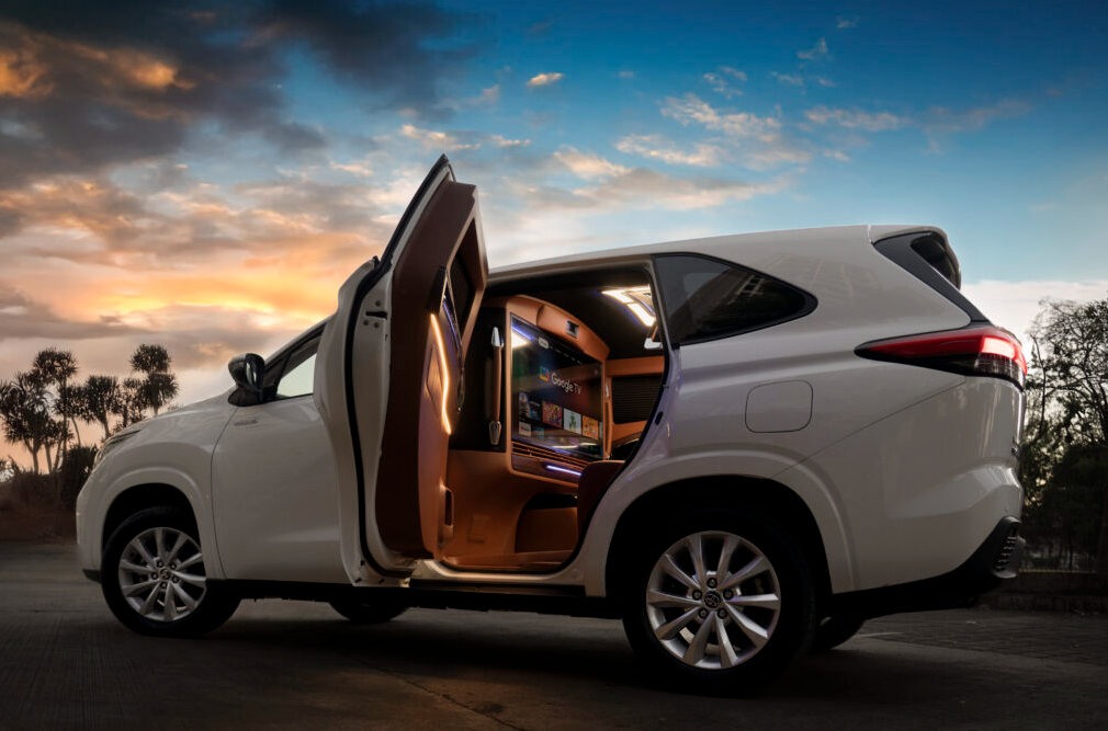 Most Luxurious Toyota Innova Is Here! » MotorOctane