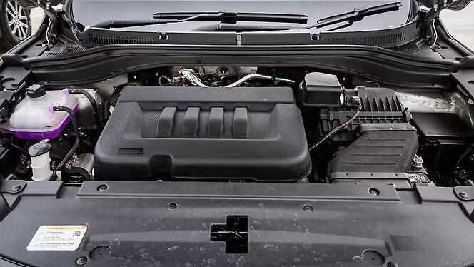 Should You Really Wait For Mahindra XUV700 Facelift? » MotorOctane