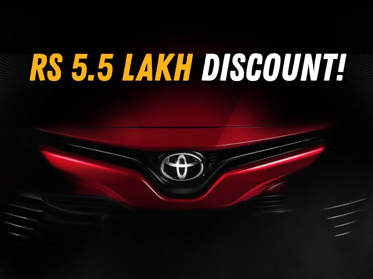 Rs 5.5 Lakh Discount On Rs 55 Lakh Toyota! » MotorOctane